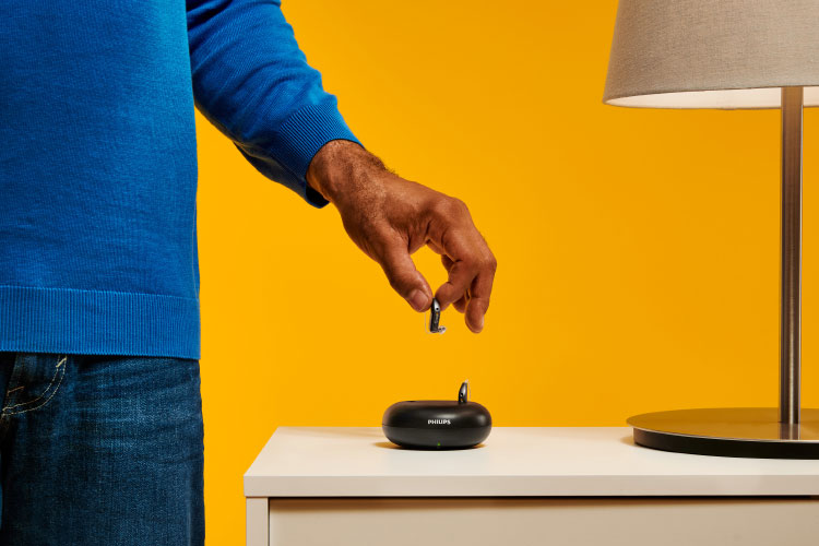 Hear better with Philips Hearing Solutions